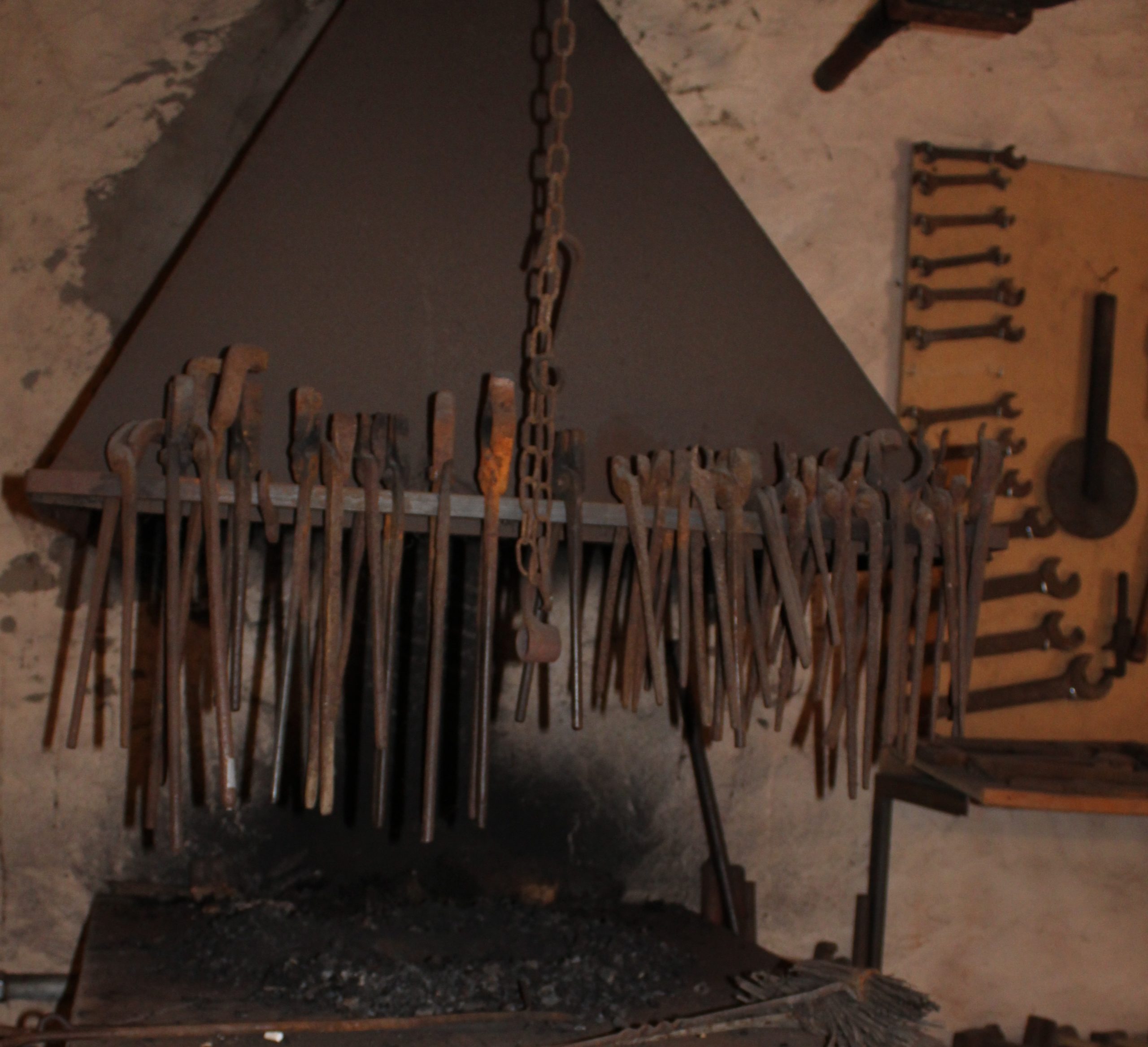 Visite commentée et animation du forgeron - La Maison Rurale de l'Outre ...